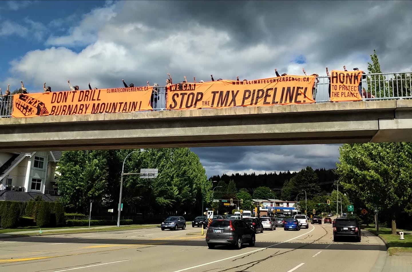 June 29, 2022 – Burnaby BANNER DROP: Stop TMX Pipeline! – Climate ...